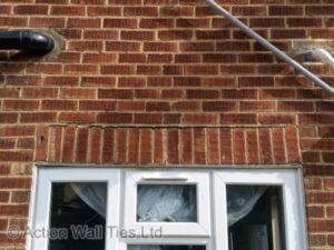 Dropping & Cracking Brick Lintels. Fast & Effective Repairs. Kent & SE.